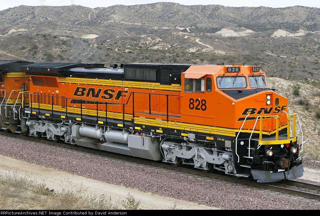 BNSF 828